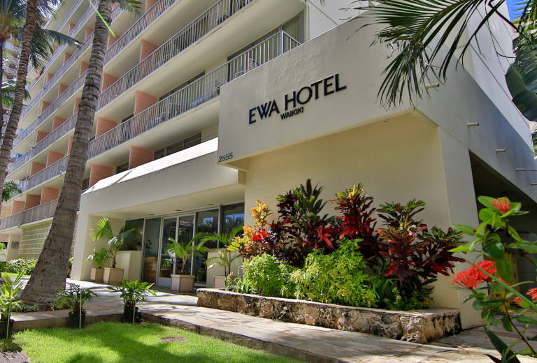 Ewa Hotel Waikiki | Boutique Hotel In Oahu | Aqua-Aston Hotels