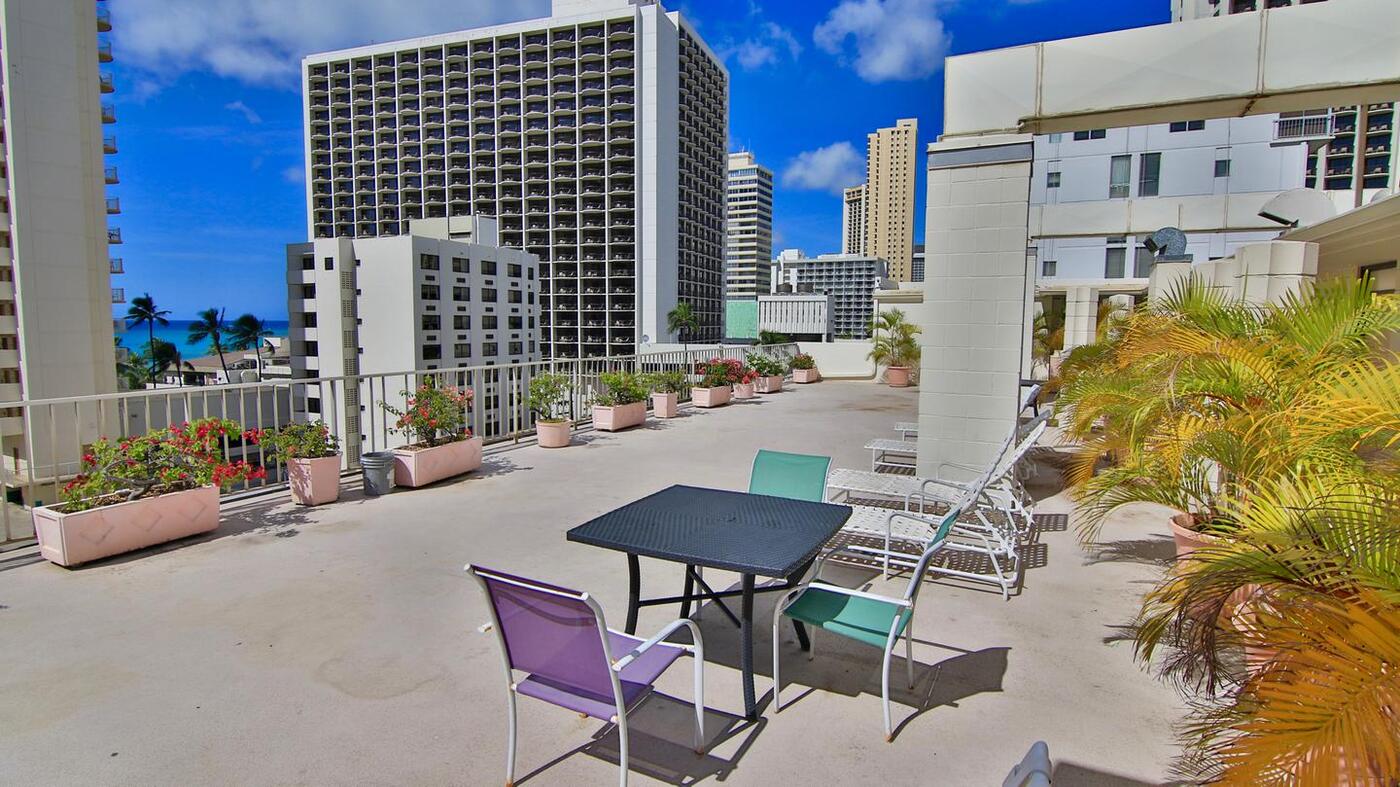 Ewa Hotel Waikiki | Boutique Hotel In Oahu | Aqua-Aston Hotels