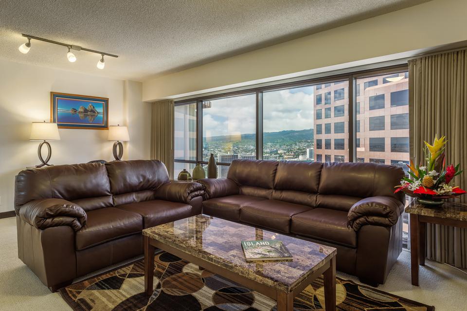 Honolulu Hotel Packages | Aston at the Executive Centre Hotel