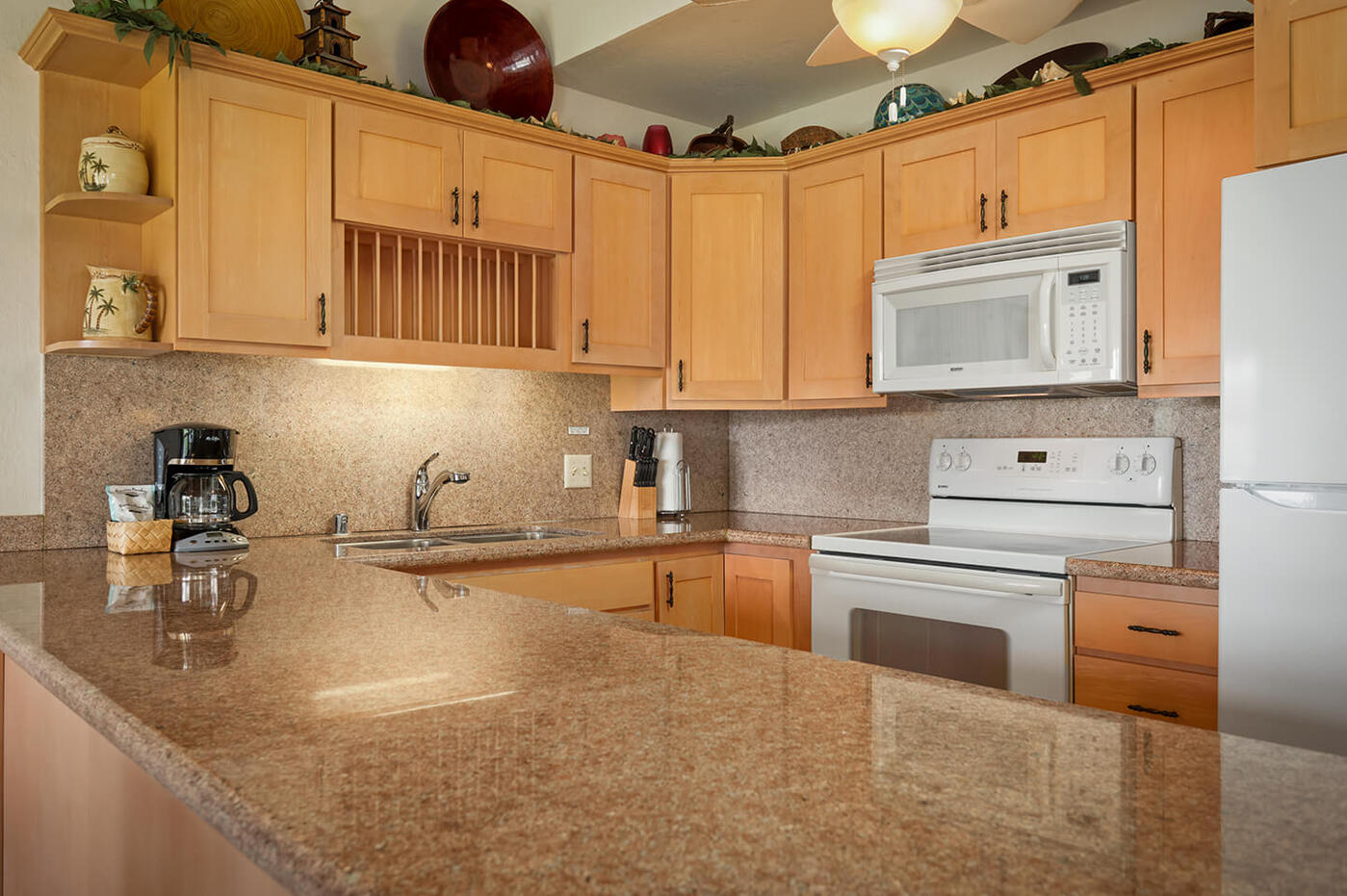 Hotel Rooms and Suites in Koloa, Kauai | Aston at Poipu Kai